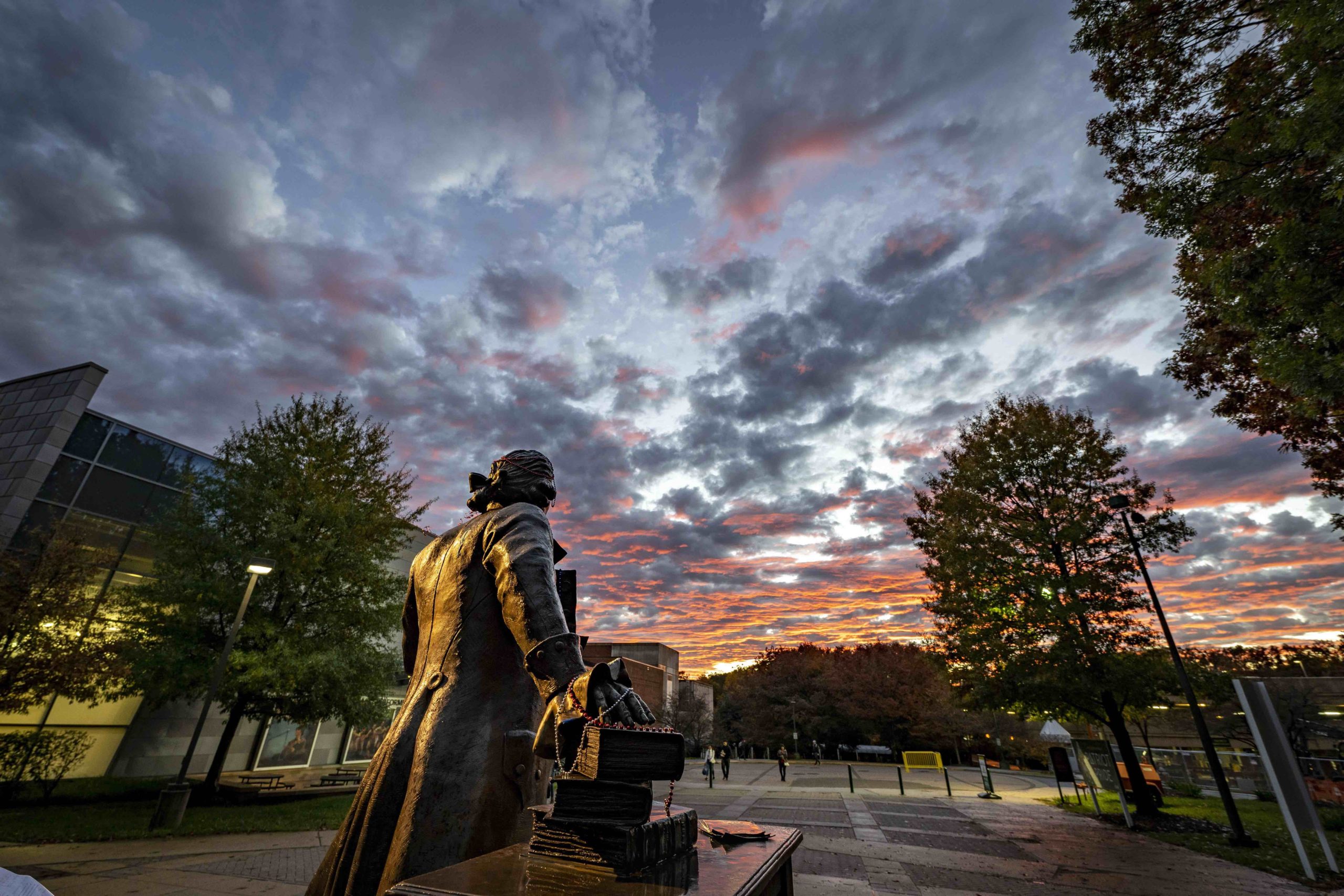 George Mason Statue – Health Professions Advising